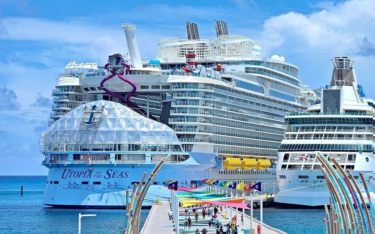 49% of Every Oasis-Class Sailing with Royal Caribbean is a Short 3-5 Day Voyage - Luxury Cruising